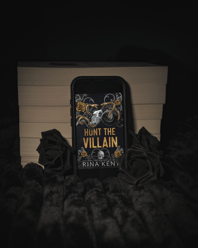 Hunt The Villain – Spitfire Reads